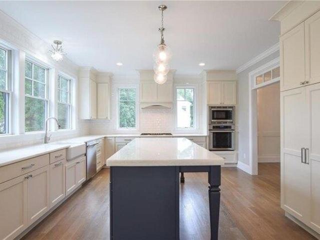 house with 4 bedroom, North Kingstown RI DS102346391