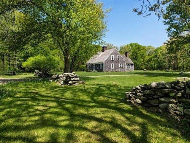 house with 4 bedroom, North Kingstown RI DS103433197