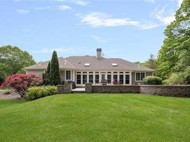 house with 4 bedroom, North Kingstown RI DS103436527