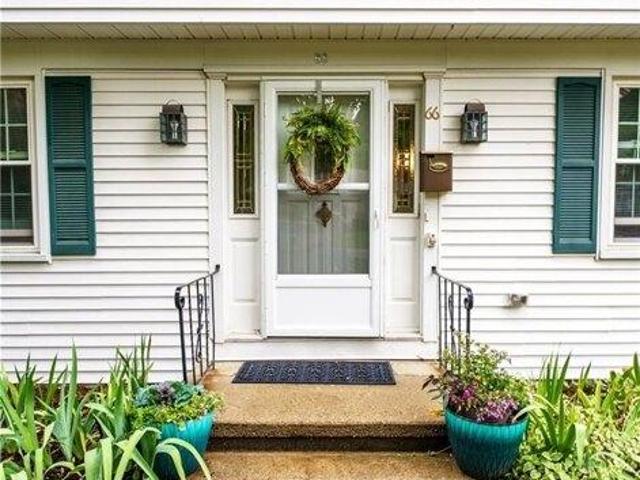 house with 4 bedroom, North Kingstown RI DS103929899