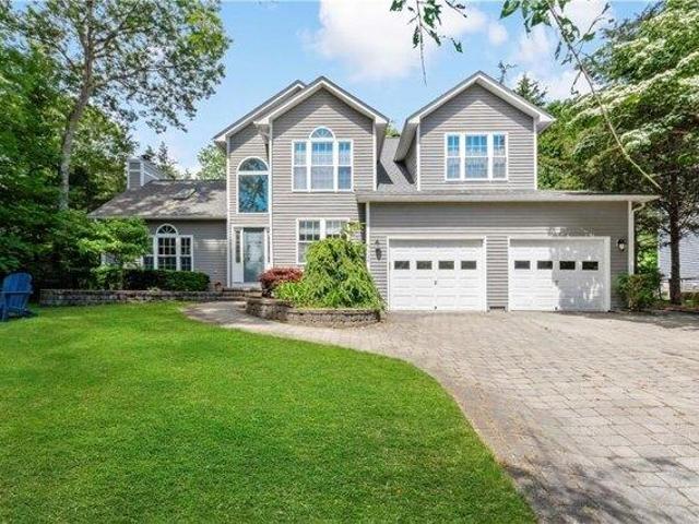 house with 4 bedroom, North Kingstown RI DS103186208