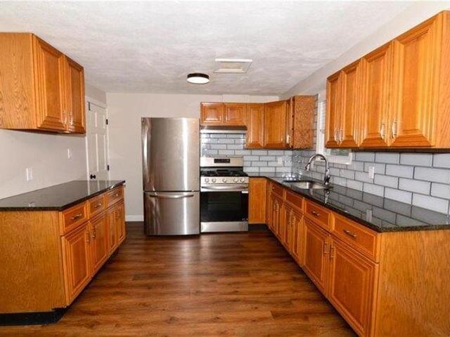 house with 4 bedroom, North Kingstown RI DS104234146