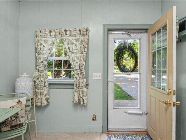 house with 4 bedroom, North Kingstown RI ES103929899