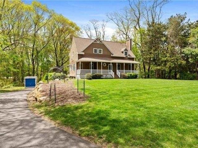 house with 4 bedroom, North Kingstown RI ES103074601
