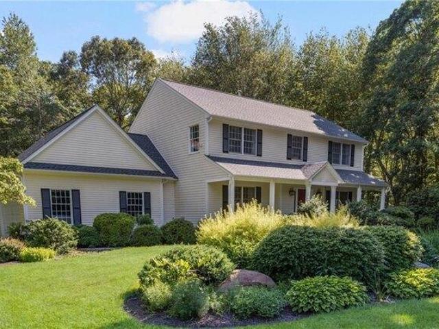 house with 4 bedroom, North Kingstown RI ES104543072