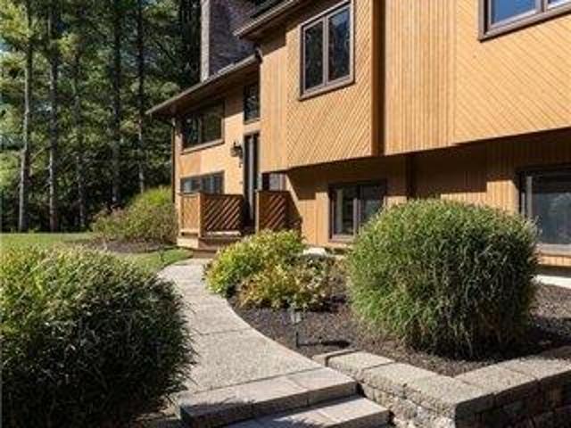 house with 4 bedroom, North Kingstown RI ES104921059