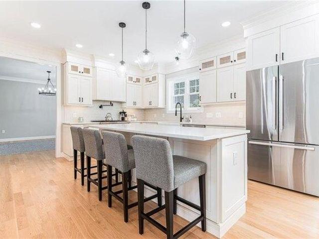 house with 4 bedroom, North Kingstown RI ES105093527