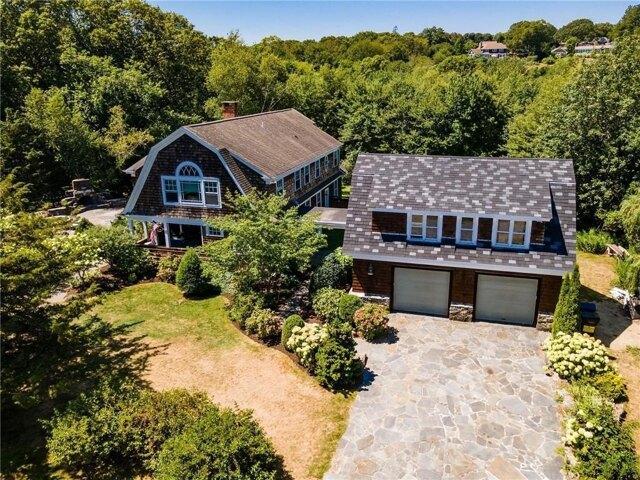house with 4 bedroom, North Kingstown RI ES105095056