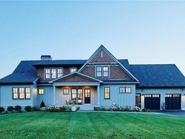 house with 4 bedroom, North Kingstown RI ES105203567
