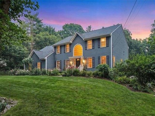 house with 4 bedroom, North Kingstown RI ES105204768