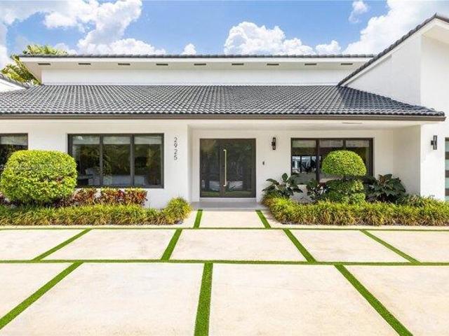 house with 4 bedroom, North Miami Beach FL ES103500735