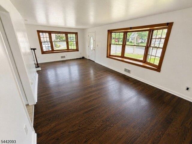 house with 4 bedroom, North Plainfield NJ ES105191969