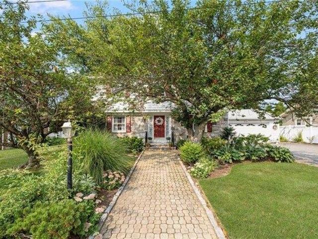house with 4 bedroom, North Providence RI DS102475989