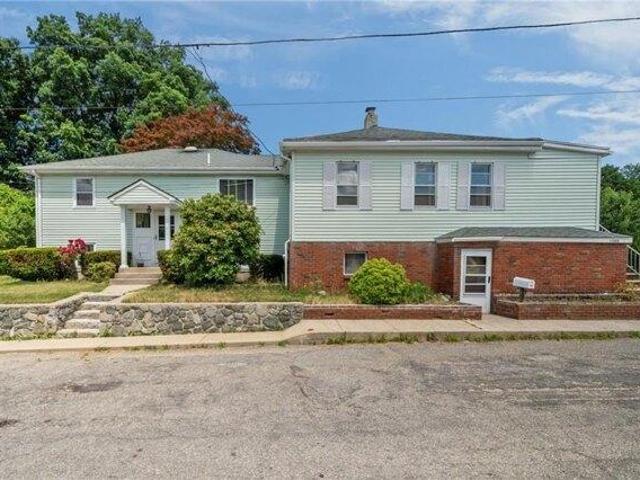house with 4 bedroom, North Providence RI DS103928633