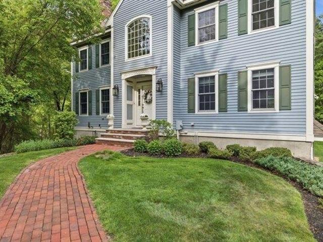 house with 4 bedroom, North Reading MA DLS102960185