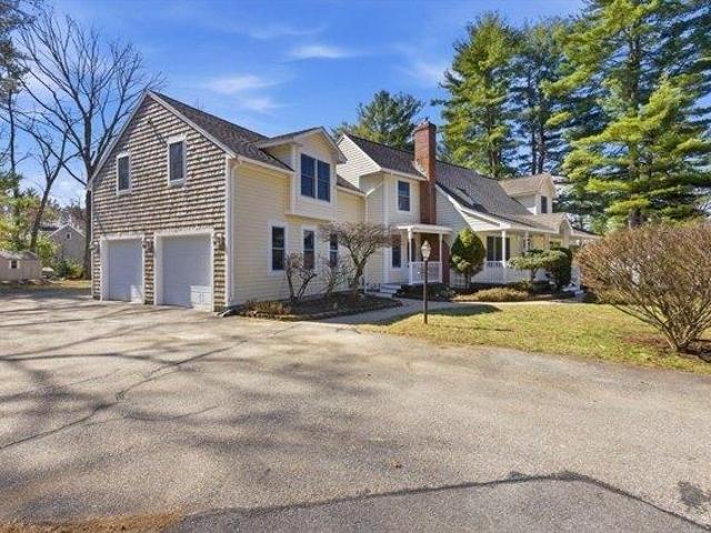 house with 4 bedroom, North Reading MA ES104480993