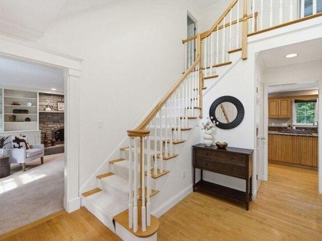 house with 4 bedroom, North Reading MA ES102824930