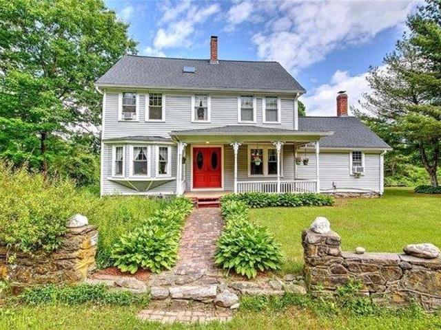 house with 4 bedroom, North Smithfield RI DS103163197
