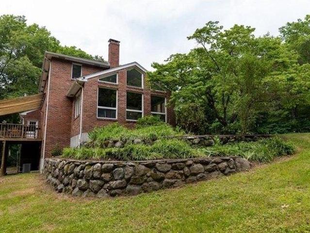 house with 4 bedroom, North Smithfield RI ES104849671
