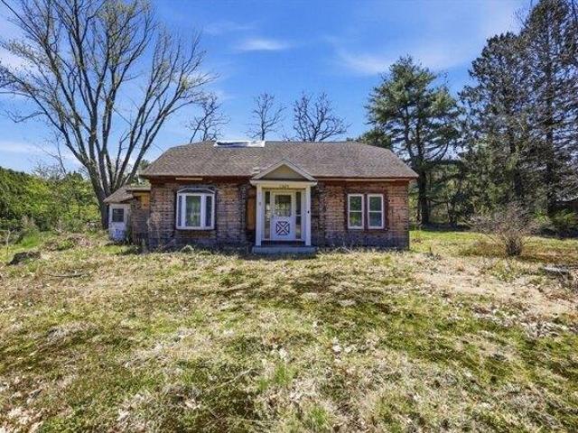 house with 4 bedroom, Northampton MA DS102345623