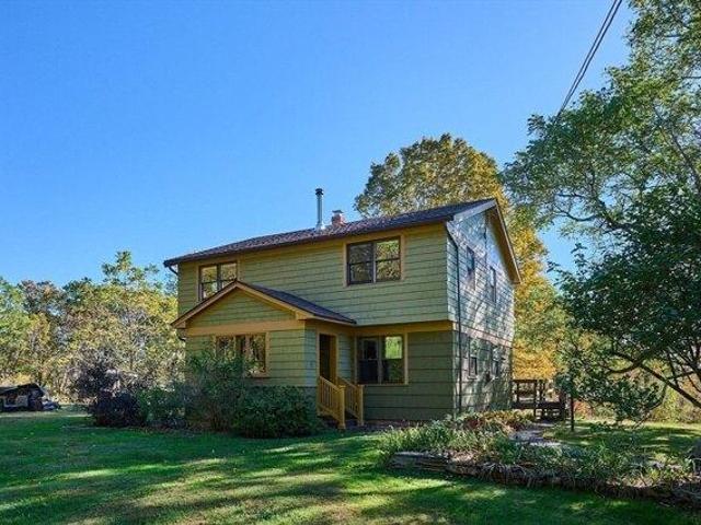 house with 4 bedroom, Northampton MA DS102593456