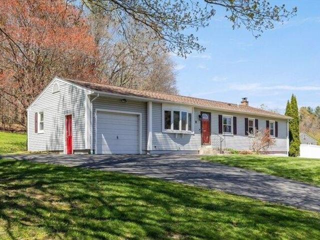 house with 4 bedroom, Northampton MA DS102779694