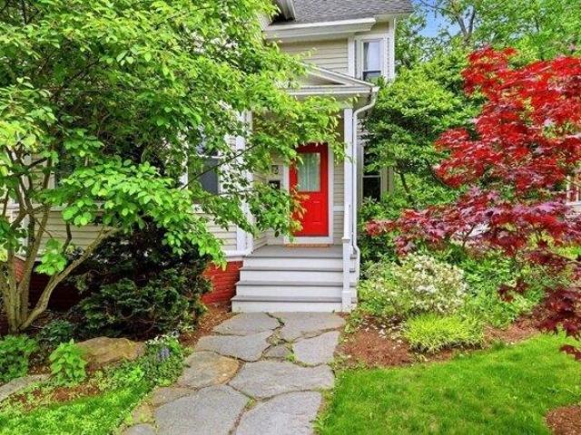 house with 4 bedroom, Northampton MA DS102962439