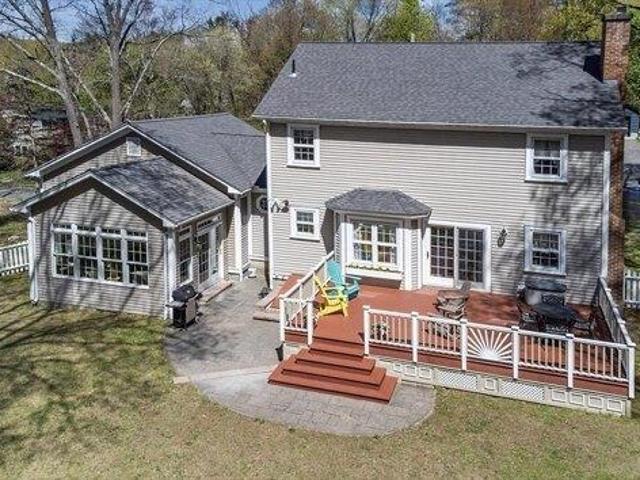 house with 4 bedroom, Northampton MA ES103222753