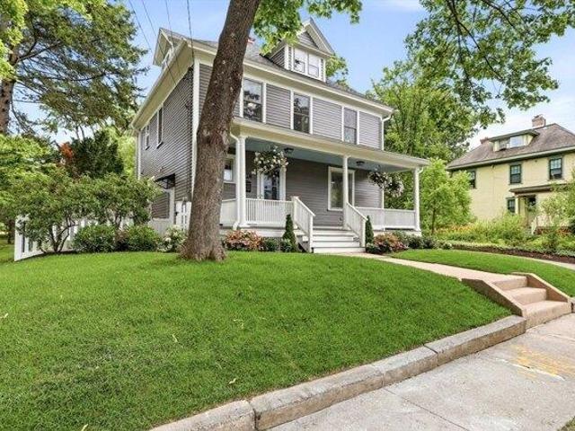 house with 4 bedroom, Northampton MA ES104297582