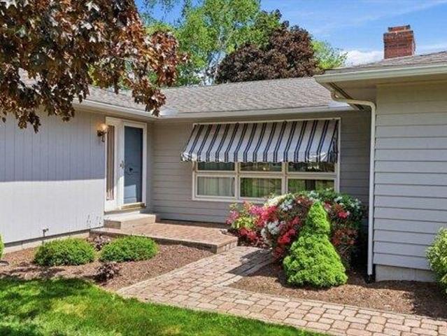 house with 4 bedroom, Northampton MA ES104330766
