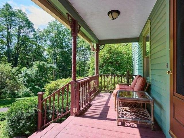 house with 4 bedroom, Northampton MA ES105041746