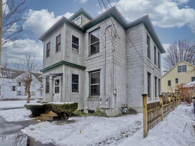 house with 4 bedroom, Northampton MA ES105125662