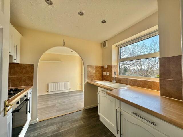 House 4 Bedroom For Sale Northampton Northamptonshire 375000 ES87091942