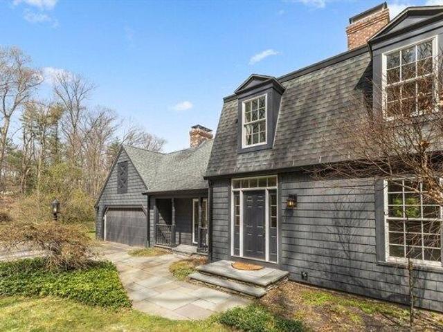 house with 4 bedroom, Northborough MA DLS102592456