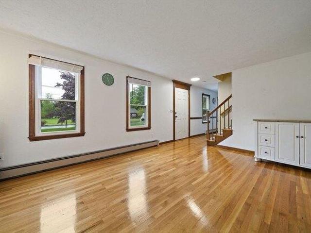 house with 4 bedroom, Northborough MA ES103441468