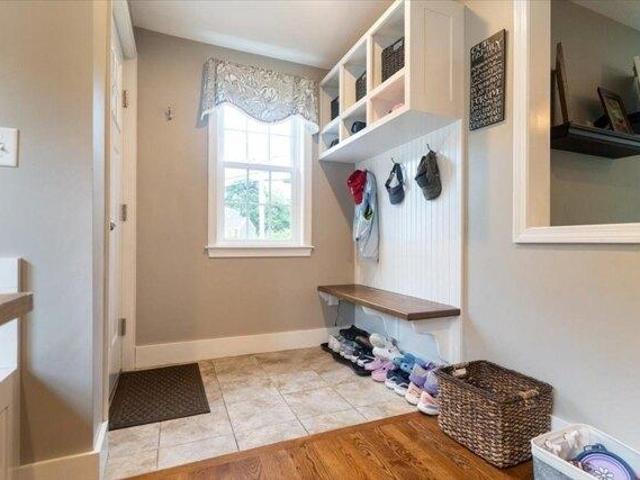house with 4 bedroom, Northborough MA ES103968603