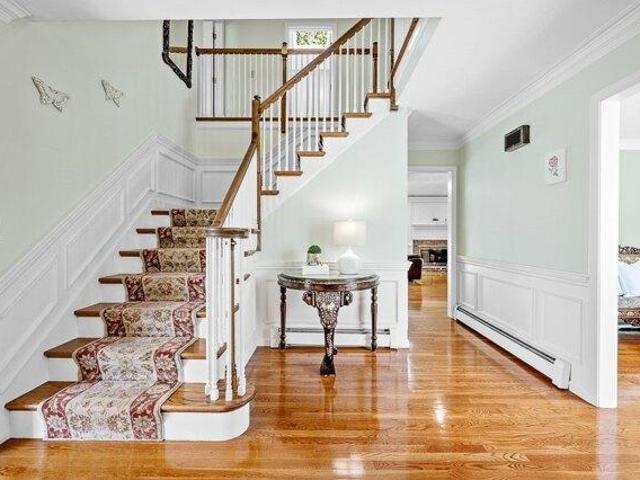 house with 4 bedroom, Northborough MA ES103127694