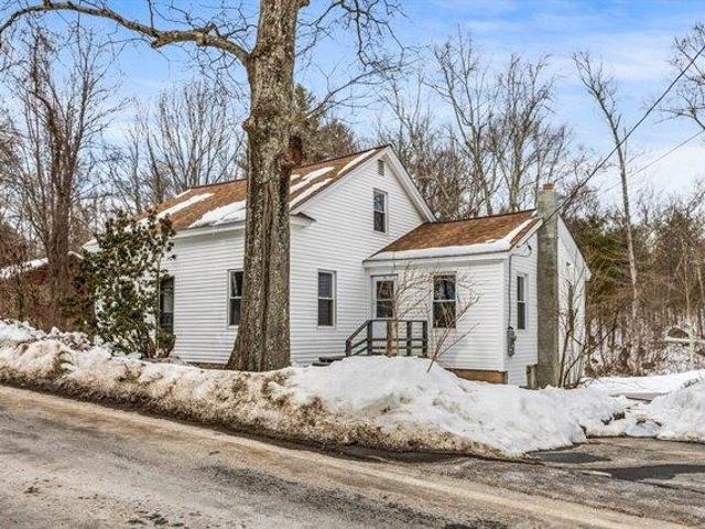 house with 4 bedroom, Northbridge MA DLS101999225