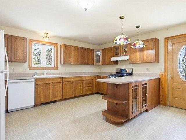 house with 4 bedroom, Northbridge MA DS103097888