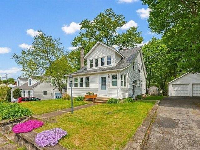 house with 4 bedroom, Northbridge MA DS103127293