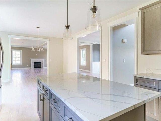 house with 4 bedroom, Northbridge MA ES103188947