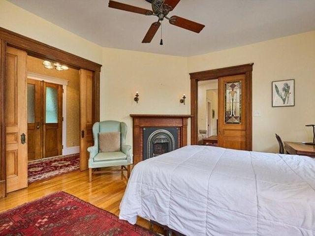house with 4 bedroom, Northfield MA ES105193321