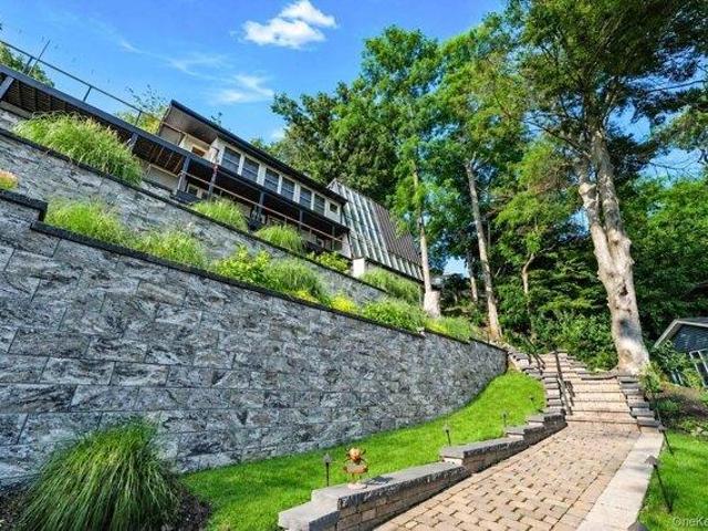 house with 4 bedroom, Northport NY ES105293689