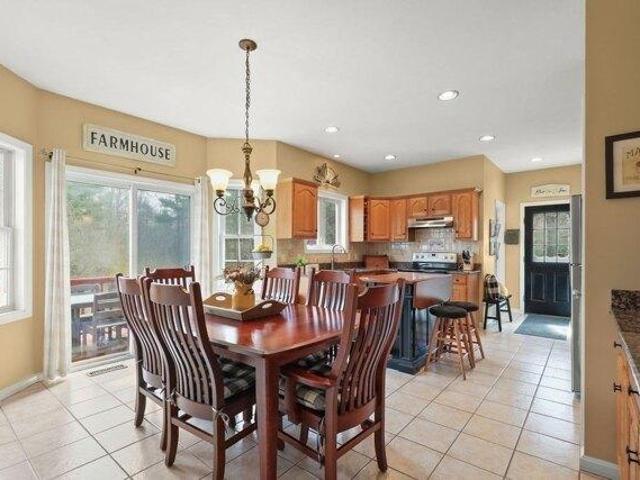 house with 4 bedroom, Norton MA ES103037820