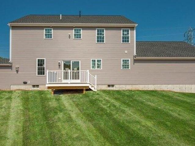 house with 4 bedroom, Norton MA ES105400676