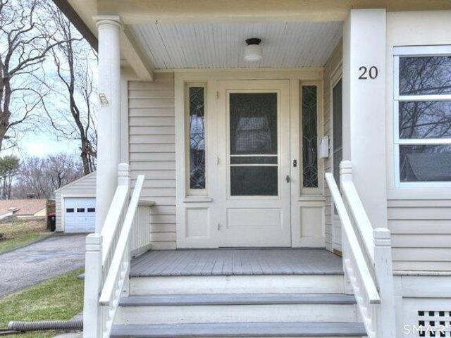 house with 4 bedroom, Norwalk CT DLS101658305