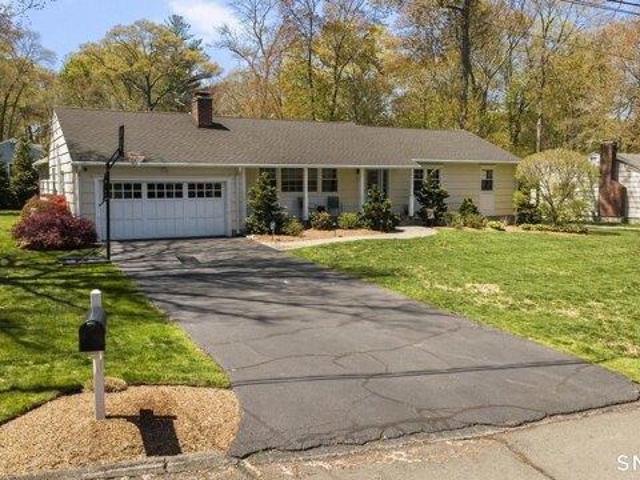 house with 4 bedroom, Norwalk CT DLS102255695