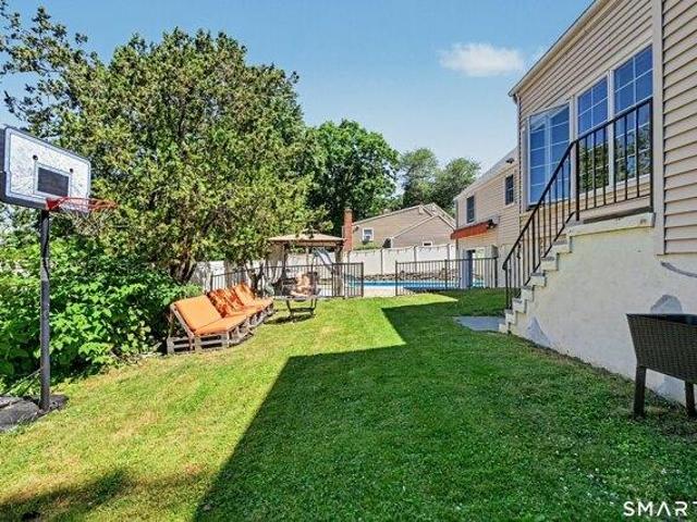 house with 4 bedroom, Norwalk CT DS104115133