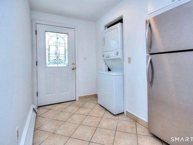 house with 4 bedroom, Norwalk CT DS104112435