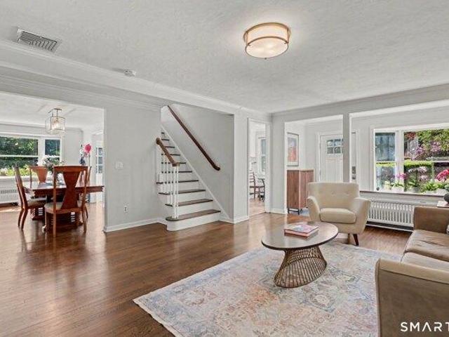 house with 4 bedroom, Norwalk CT DS104189600